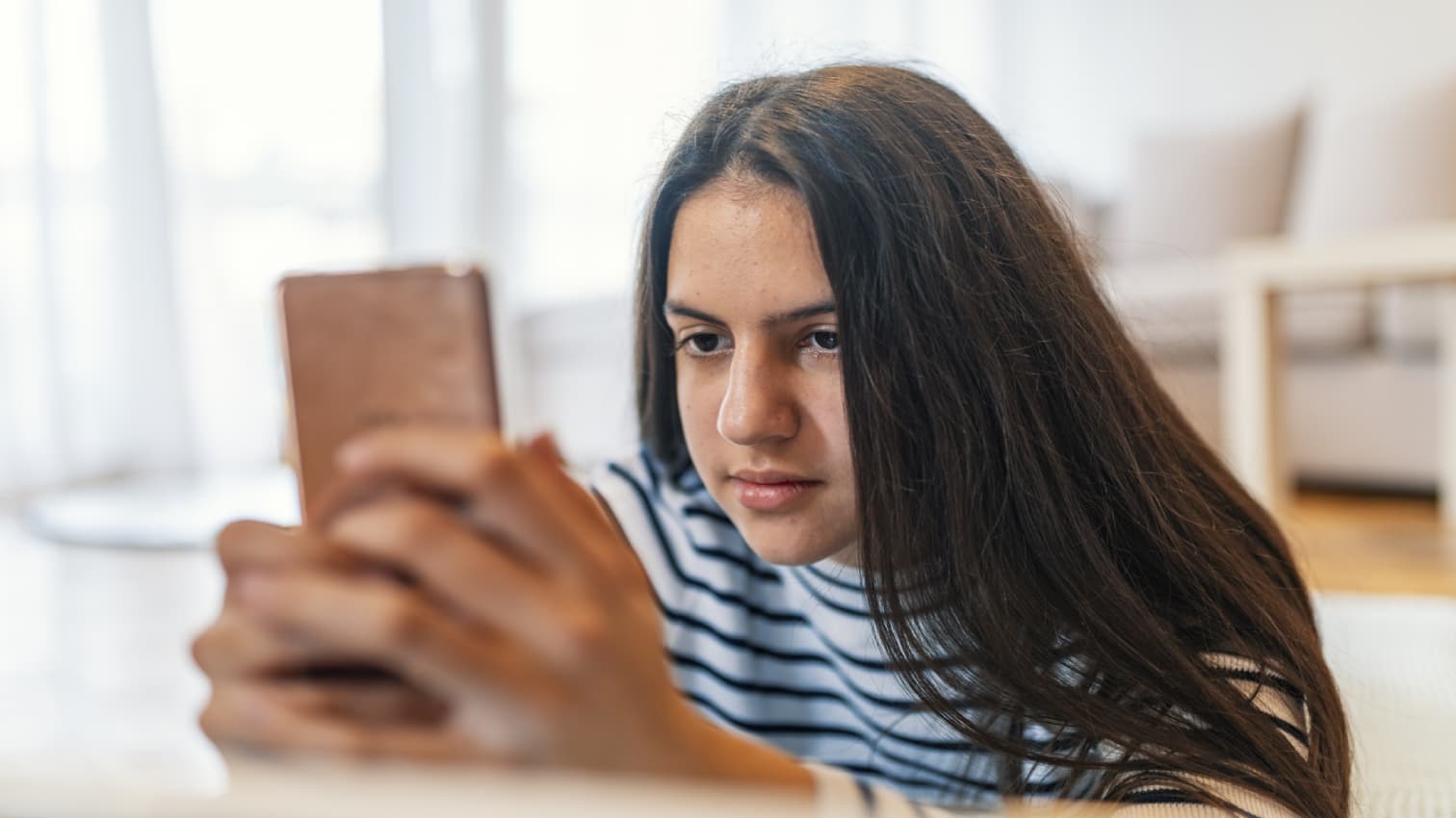 What is the Online Safety Act and how will it impact children? | Barnardo's