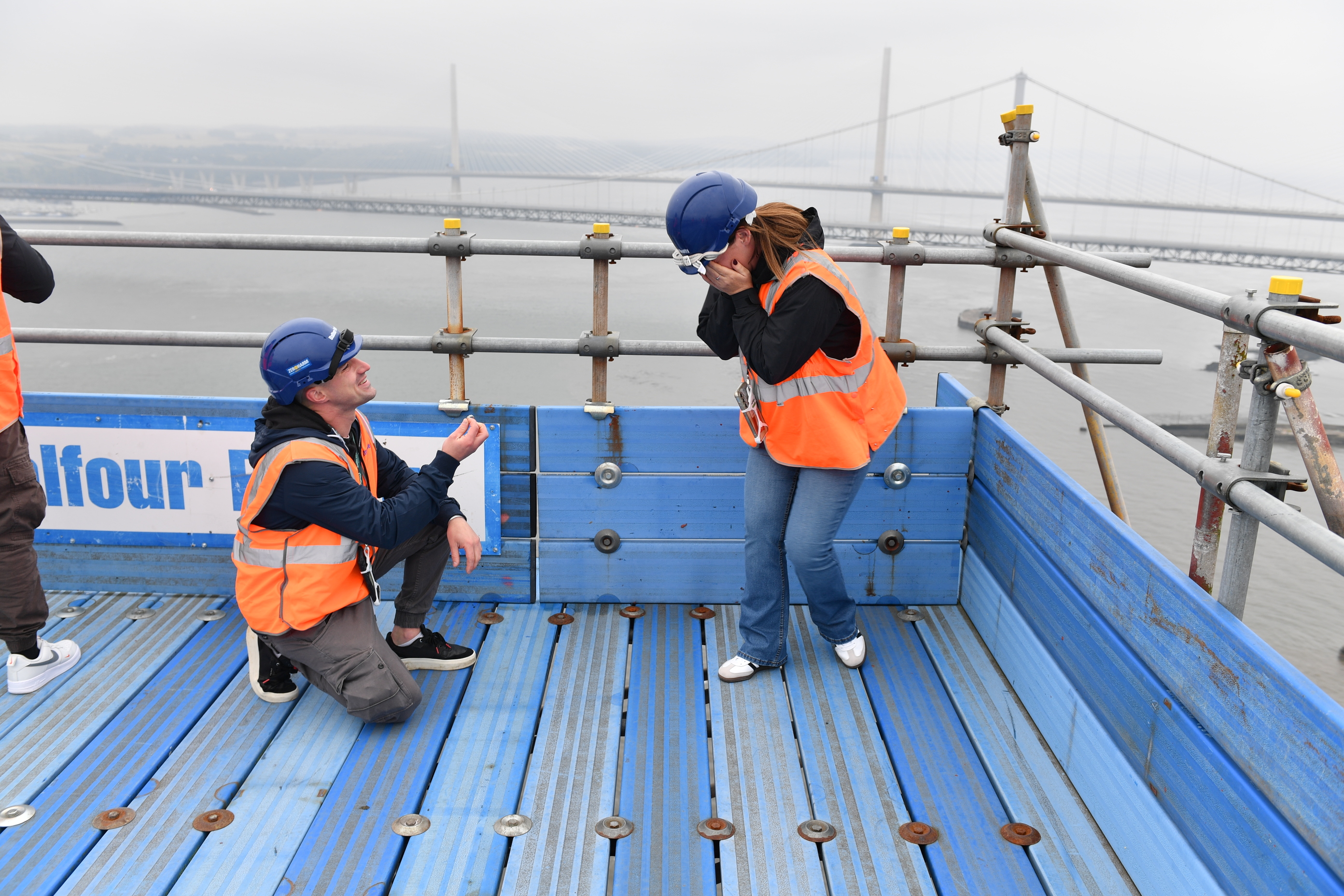 Hundreds join Barnardo's on top of Forth Bridge | Barnardo's